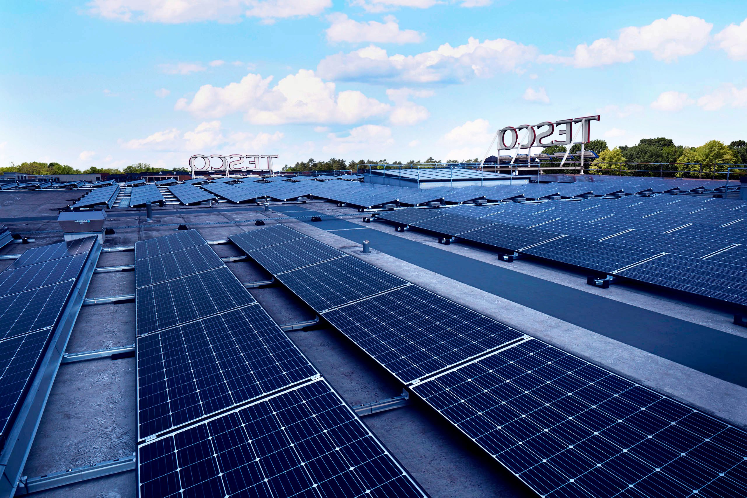 Tesco Boosts Renewable Capacity with 100-Store Solar Project