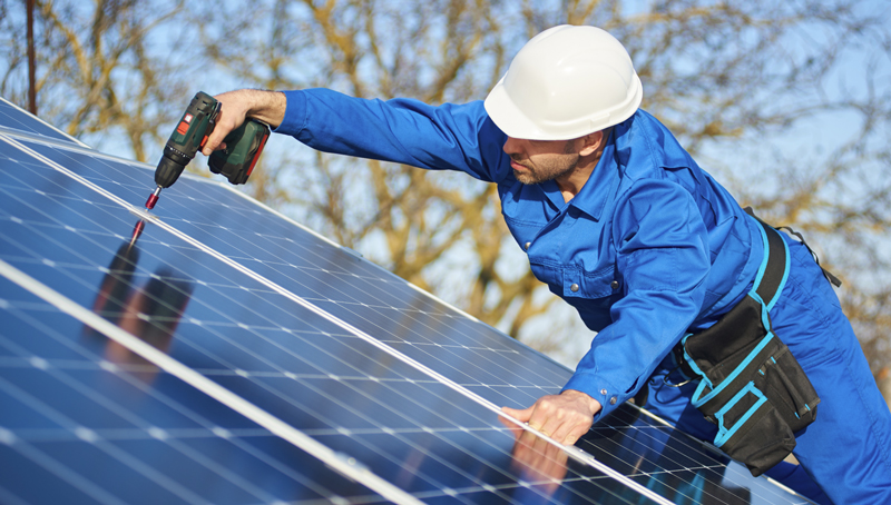 Reports: US renewables installations dip, EU off track to meet clean ...