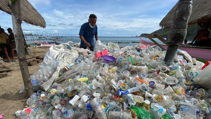 Waitrose and Aldi to use ocean-bound plastics for packaging on dozens ...
