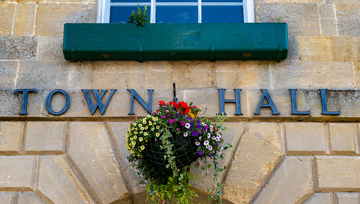 Local authority net-zero plans ‘strangled’ by Government’s inadequate ...