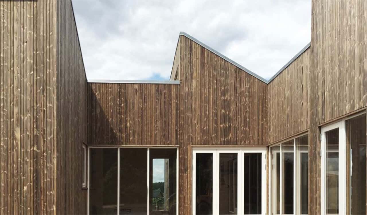 Biological house is built from upcycled farming waste - Springwise