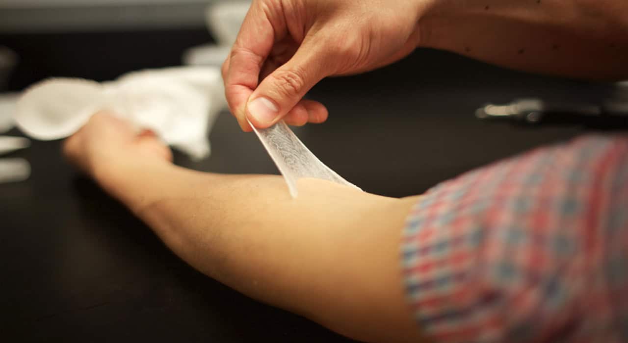 Synthetic cream mimics suppleness of youthful skin - Springwise