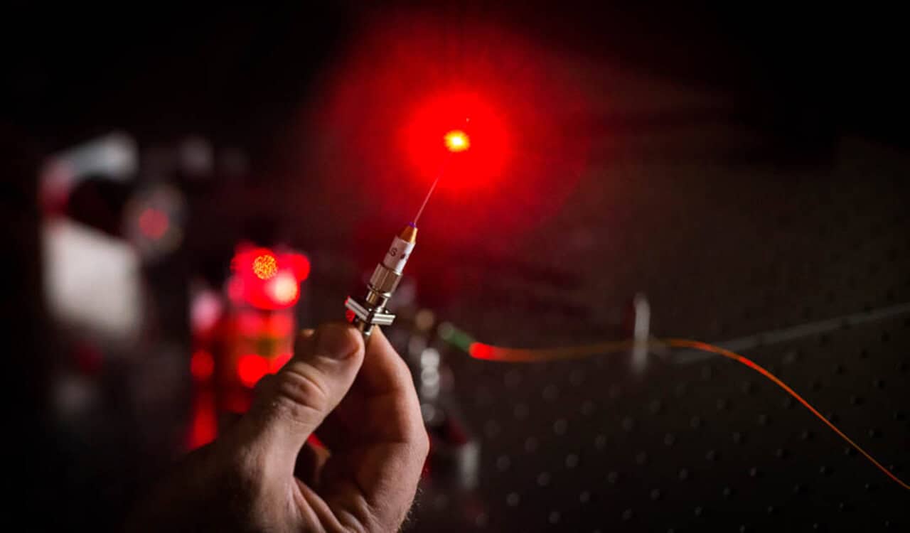 Smart needle could revolutionise brain surgery - Springwise