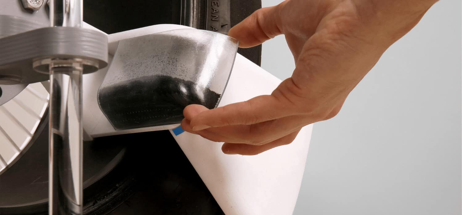 Microplastic collection device reduces vehicle tyre pollution - Springwise