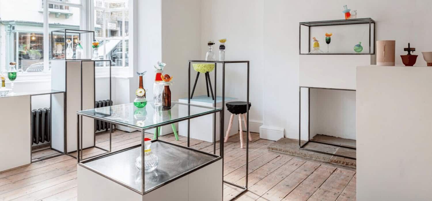 Gallery re-imagines plastic use in 'the future of craft' - Springwise