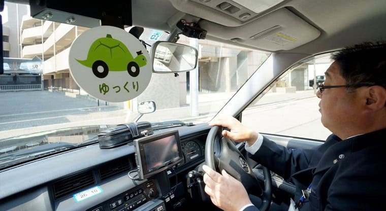Turtle Taxis enable passengers to take it slow - Springwise